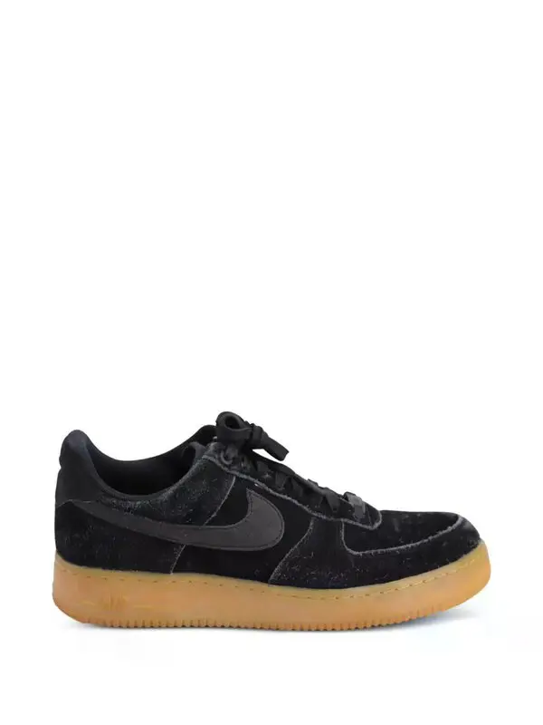 Nike Air Force 1 '07 Lv8 Sneakers - Black