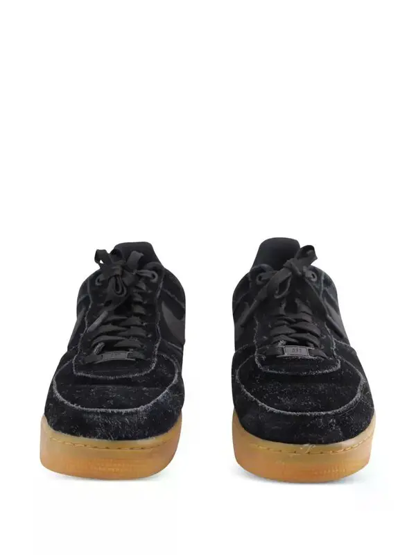 Nike Air Force 1 '07 Lv8 Sneakers - Black