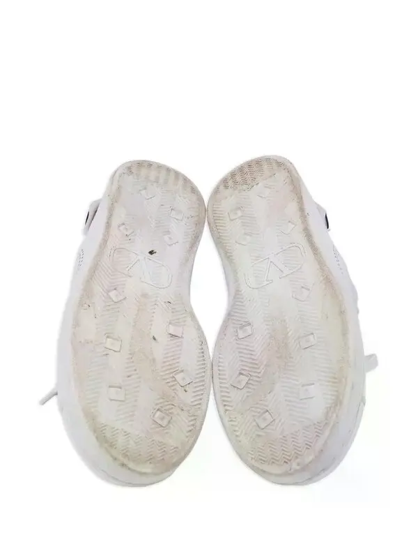 Valentino Garavani Backnet Sneakers