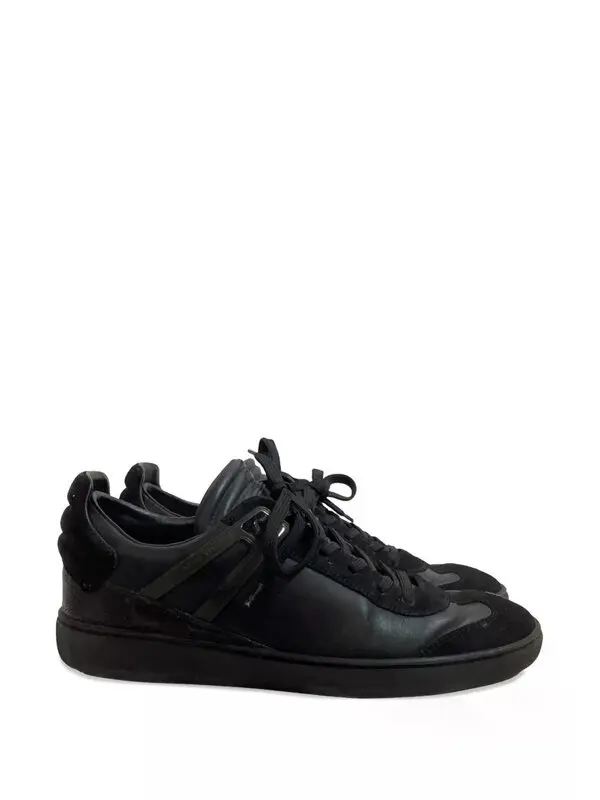LOUIS VUITTON Low-top Sneakers
