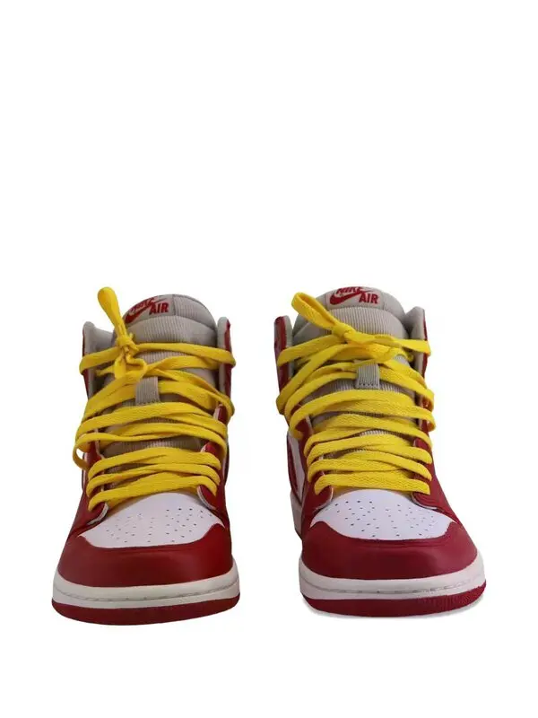 Nike Air Jordan 1 Retro High-top Sneakers - Red