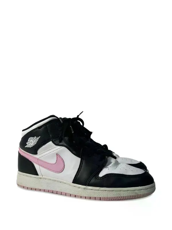 Nike Air Jordan 1 Leather Sneakers