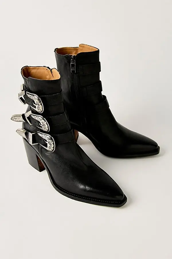 JO GHOST Billie Buckle Boots