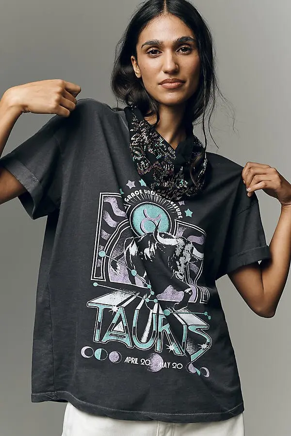 GIRL DANGEROUS Zodiac Graphic T-shirt - Taurus