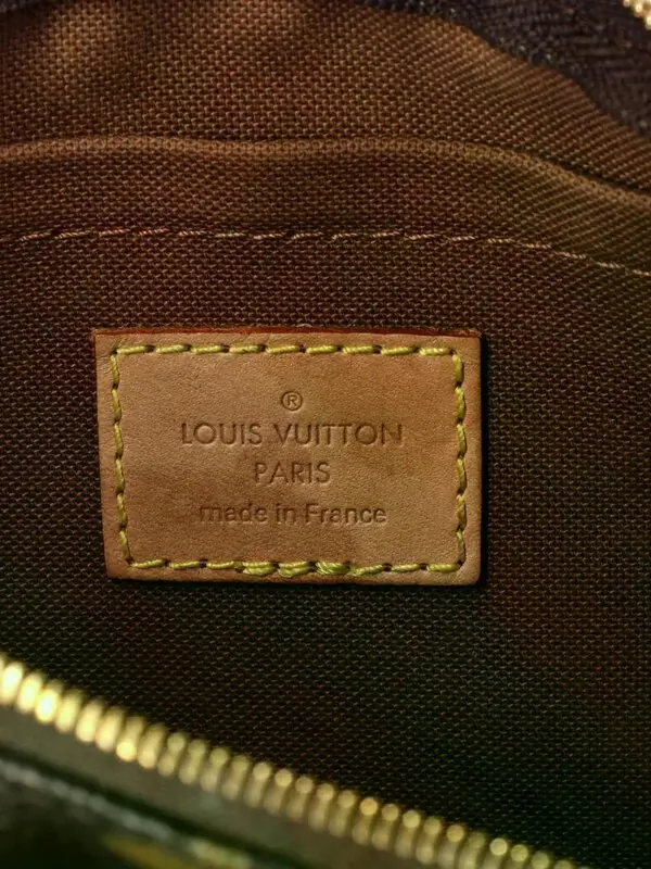 LOUIS VUITTON Multi Pochette Accessoires Monogram Canvas - Brown