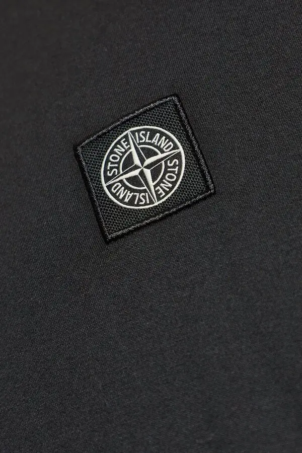 Stone Island T-shirt With Logo Patch - Black