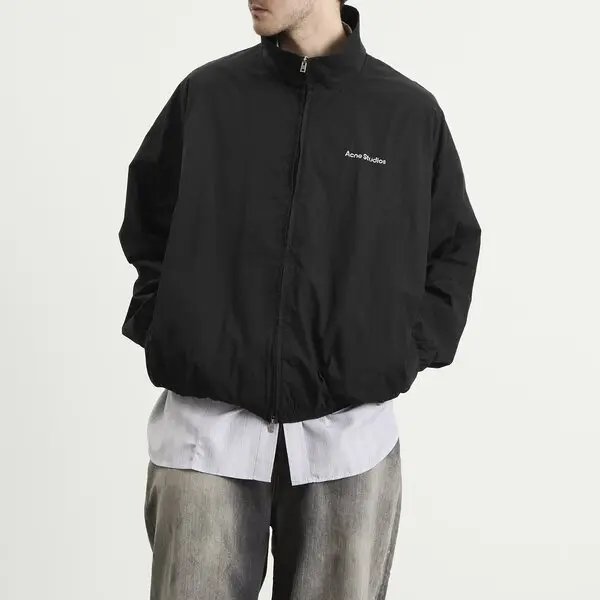 Acne Studios 1996 ジップアップジャケット Acne Studios 1996 Cotton Zip Jacket - Black | Editorialist