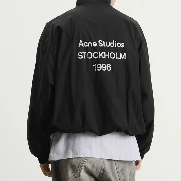 Acne Studios 1996 ジップアップジャケット Acne Studios 1996 Cotton Zip Jacket - Black | Editorialist