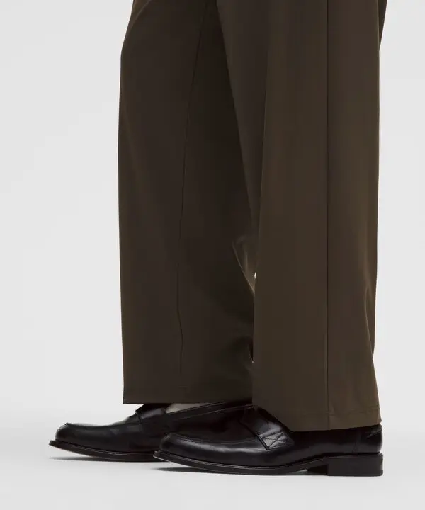 Lululemon Daydrift Relaxed-fit Pleated Trousers - Olive Brown