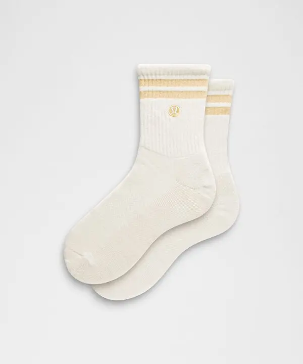 Lululemon Daily Essential Quarter Socks - Light Ivory/gold