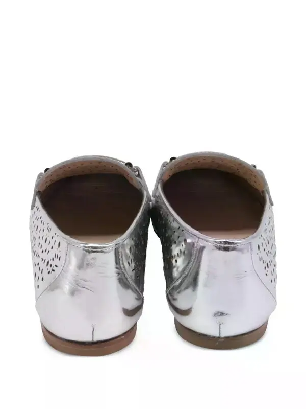 TOD'S Metal Hardware Loafers