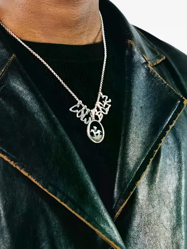 TWOJEYS Lettering Pendant Necklace