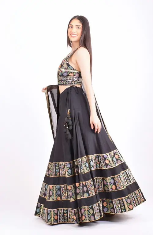 RAAS Embroidered Chaniya Choli Set