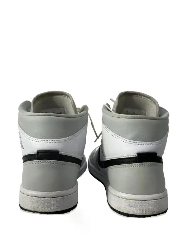 Nike Jordan 1 Mid Leather Trainers