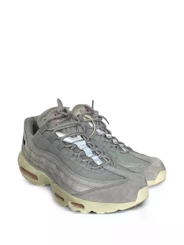 Nike Air Max 95 Suede Sneakers - Grey