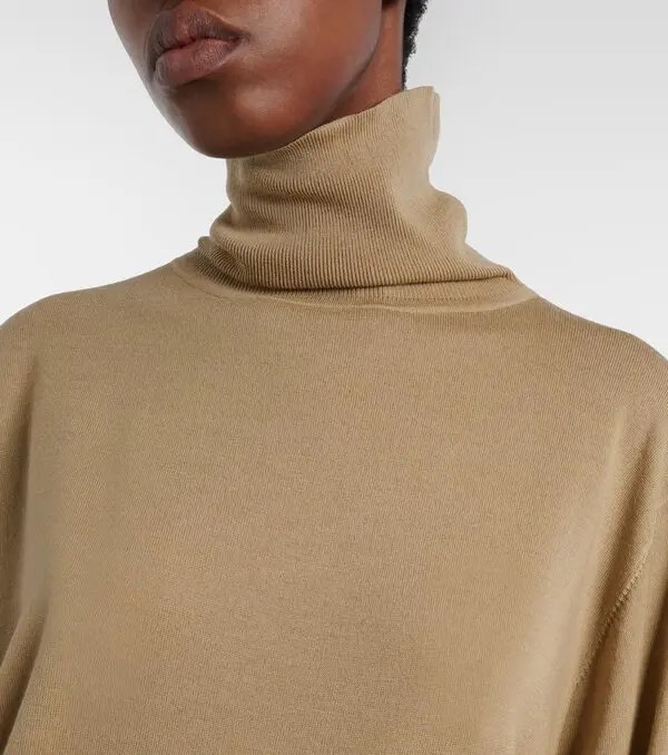 TOTEME Wool Turtleneck Sweater - Beige