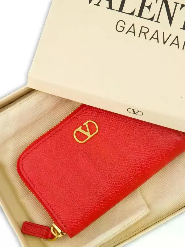 Valentino Garavani Zipped Grained Leather Wallet