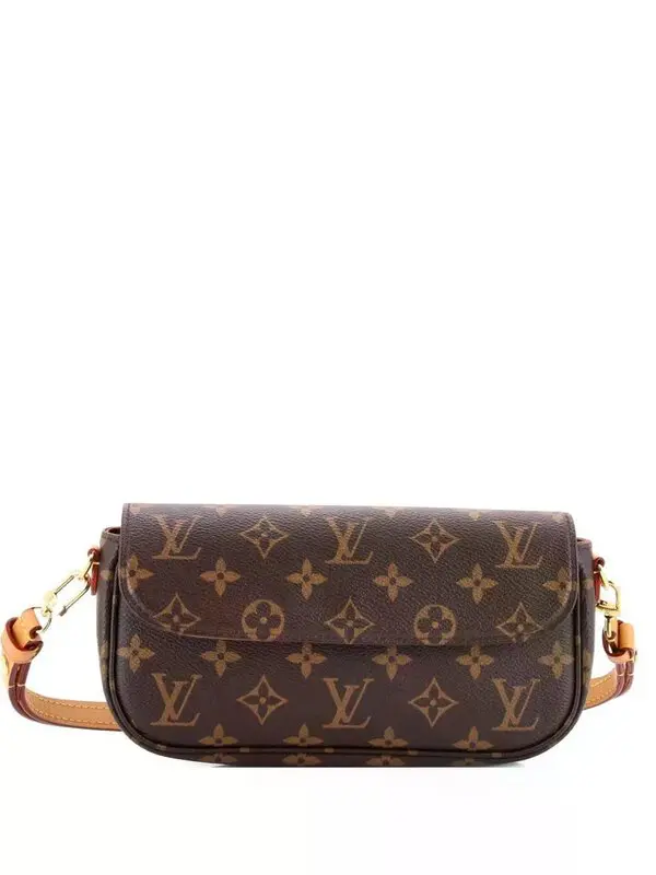 LOUIS VUITTON Ivy Wallet On Chain Monogram Canvas Shoulder Bag - Brown