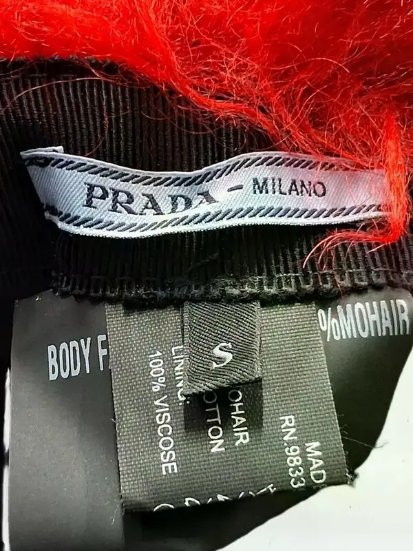 Prada Logo-plaque Brim