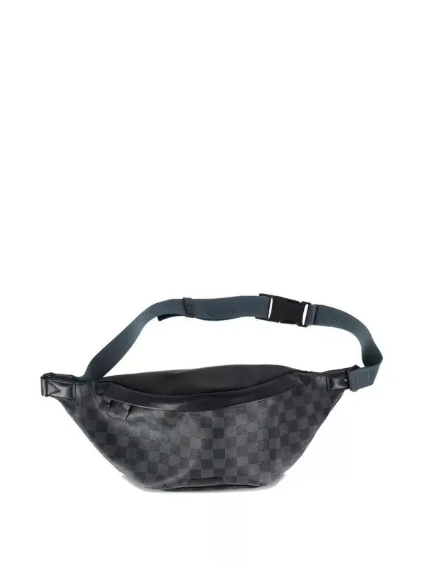 LOUIS VUITTON Discovery Bumbag Belt Bag - Black