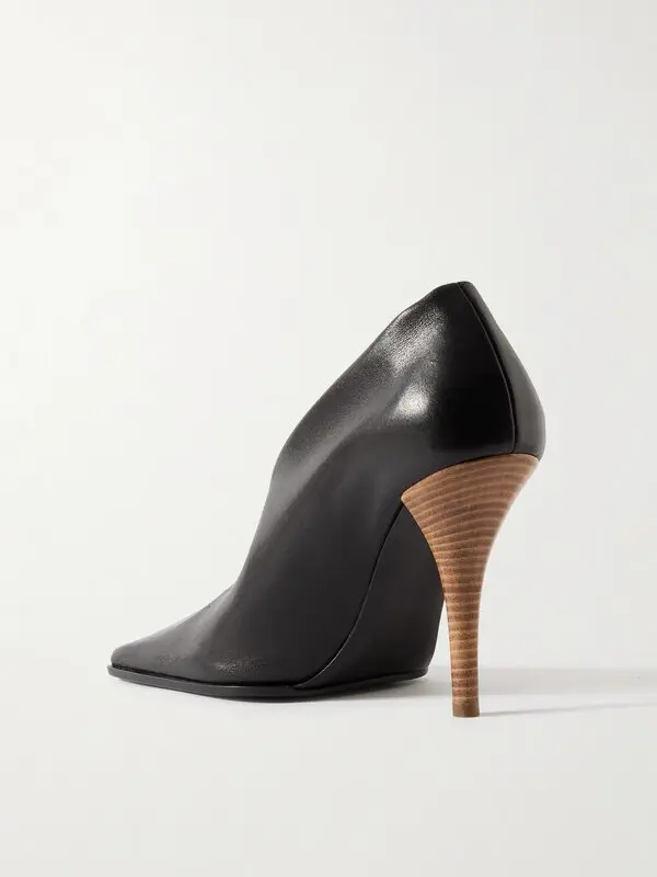 Alaïa 90 Leather Pumps