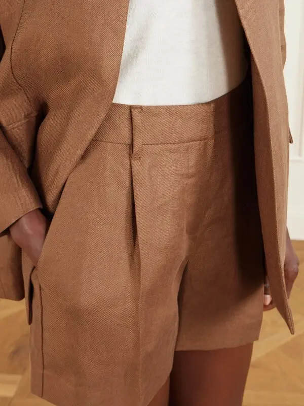 Brunello Cucinelli Pleated Linen-twill Shorts - Brown