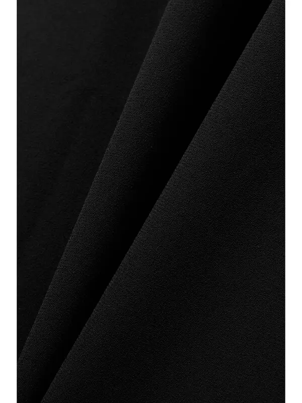 MONOT Crepe Gown