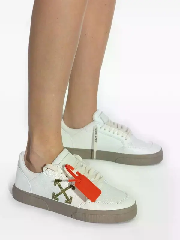 Off-White Arrow-appliqué Leather Sneakers