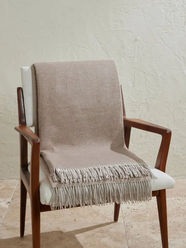 Brunello Cucinelli Fringed Cashmere And Silk-blend Throw - Neutrals