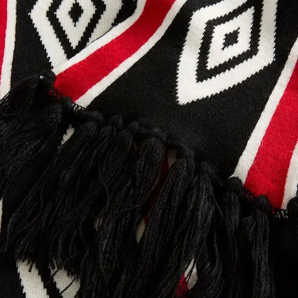 UMBRO Diamond Intarsia Knit Scarf