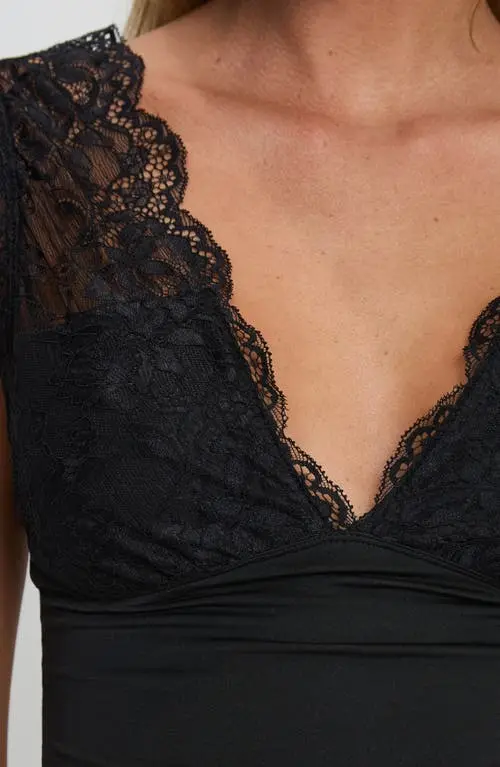 Princess Polly Typha Lace Detail Crop Top
