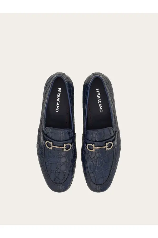Ferragamo Stuart 3 Calfskin Loafers - Navy | Editorialist