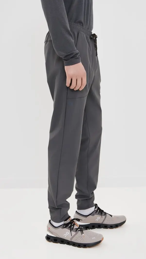 RHONE Pursuit Jogger Pants - Asphalt