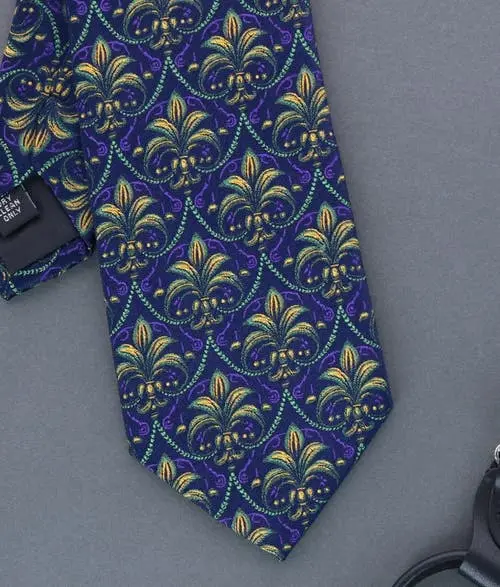 Trafalgar The French Quarter Fleur-de-lis Silk Necktie - Purple