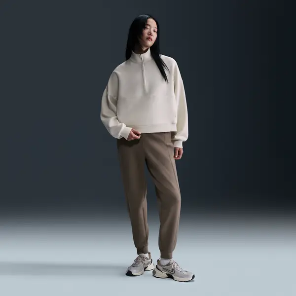 Nike 24.7 Impossiblysoft Dri-fit Oversized 1/2-zip Top - Brown