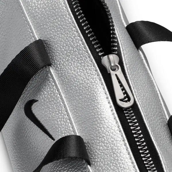 Nike Clash Mini Barrel Bag