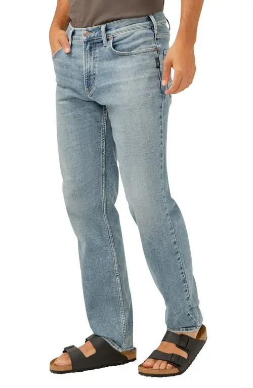 SILVER JEANS CO. Eddie Athletic Fit Tapered Jeans