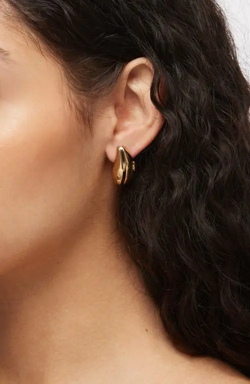 Tory Burch Small Wave Drop Earrings