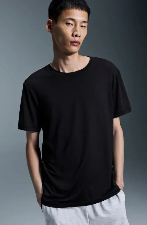 On Studio-t Relaxed T-shirt - Black