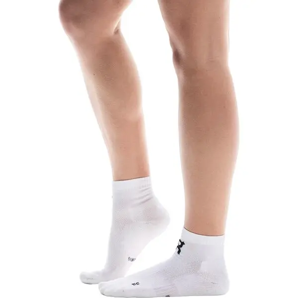 On Core Mid 2-pack Run Socks - White