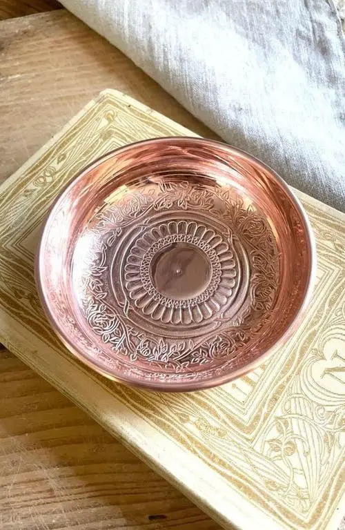 COPPERMILL KITCHEN Vintage Inspired Ring Dish Rosette