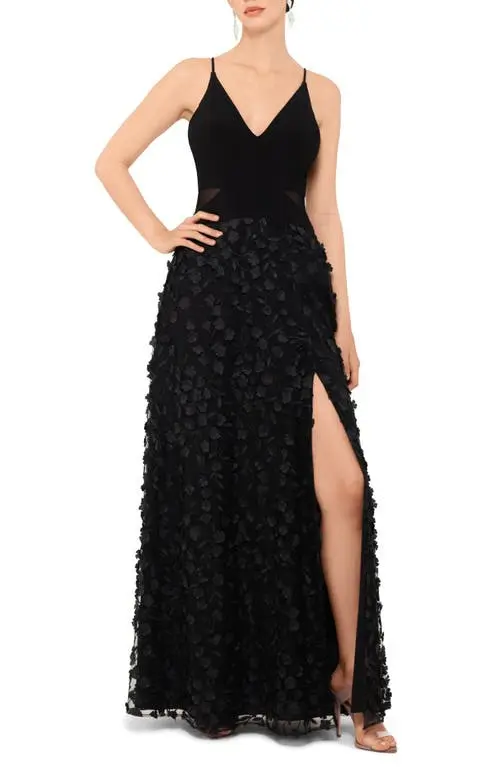 XSCAPE EVENINGS Floral Appliqué Gown - Black/ Black