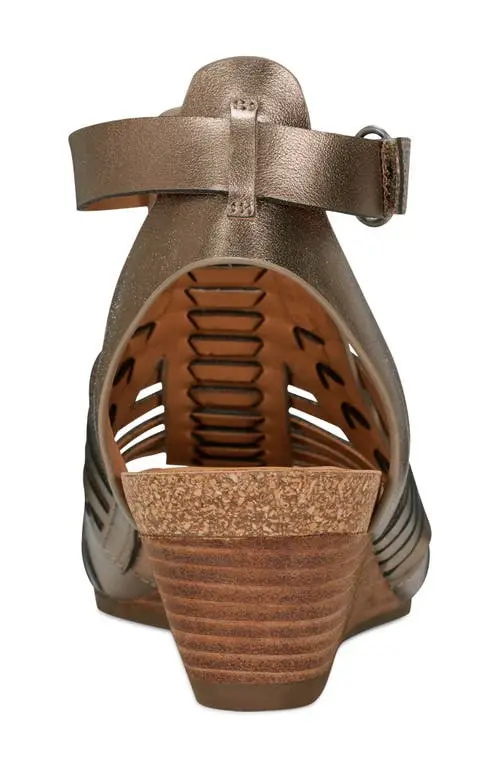 Earth Hattie 3 Wedge Sandal