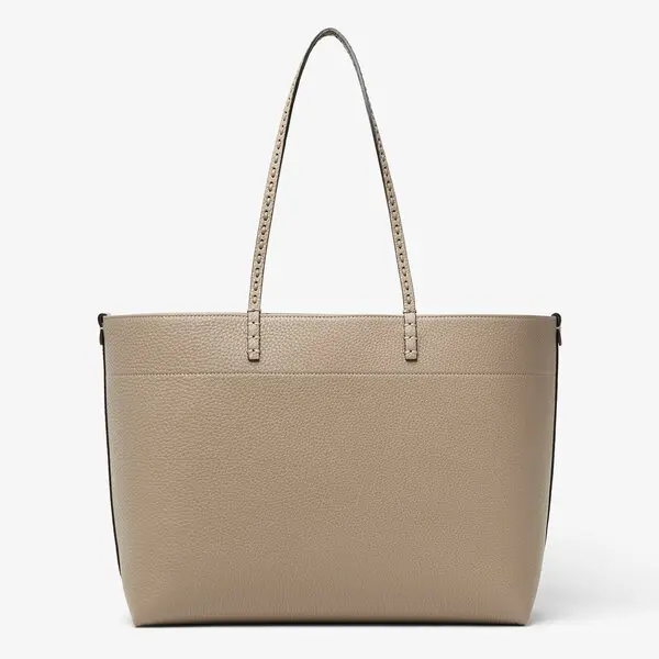 Fendi Rolldove Selleria Shopper With 218 Hand-sewn Topstitches - Grey