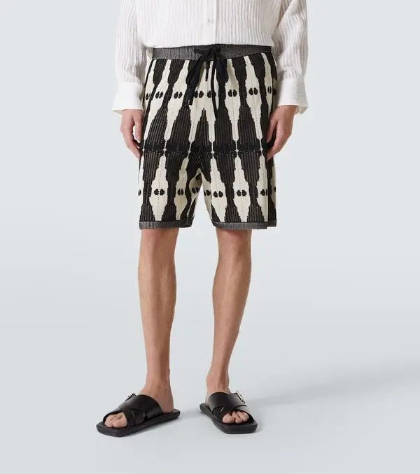Commas Ritual Knitted Jacquard Shorts - Black