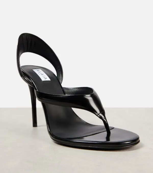 Alaïa Infradito Thong Sandals - Black