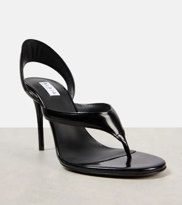 Alaïa Infradito Thong Sandals - Black
