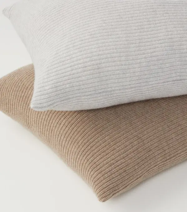 Brunello Cucinelli Ribbed-knit Cashmere Pillow - White