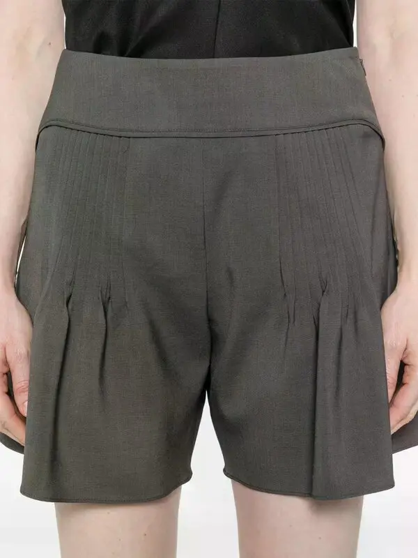 LOW CLASSIC Pleated Shorts