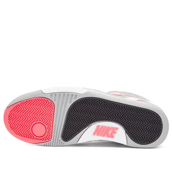 Nike Air Tech Challenge Ii Qs Sneakers